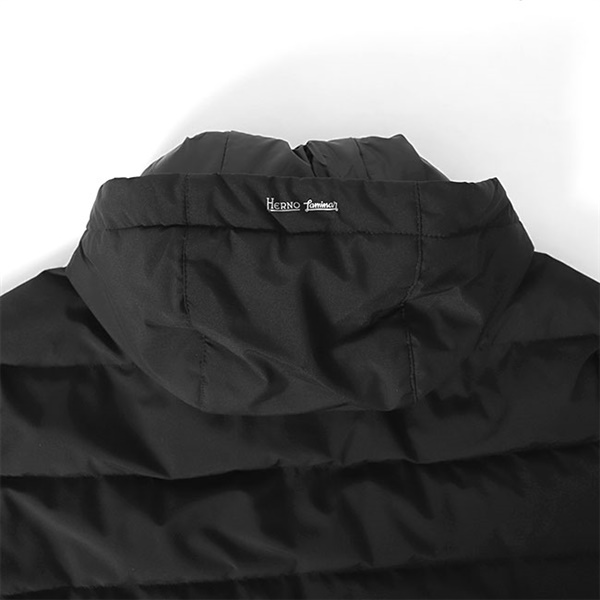 HERNO ヘルノ Laminar ラミナー ゴアテックス 2レイヤー HERNO ヘルノ Laminar ラミナー ゴアテックス 2レイヤー